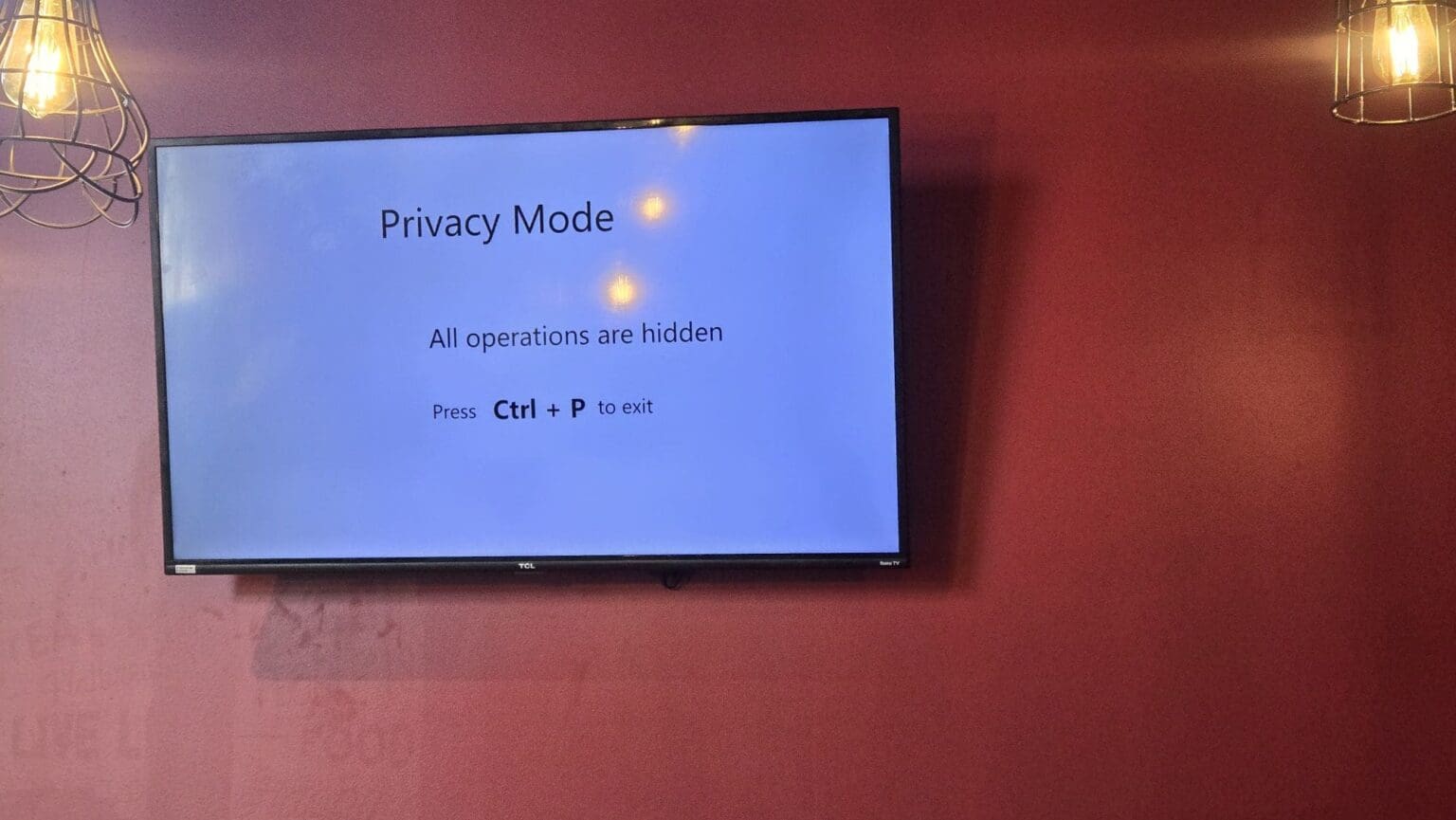 It's finally working again. The new feature rustdesk privacy mode is really cool! | Richard ...